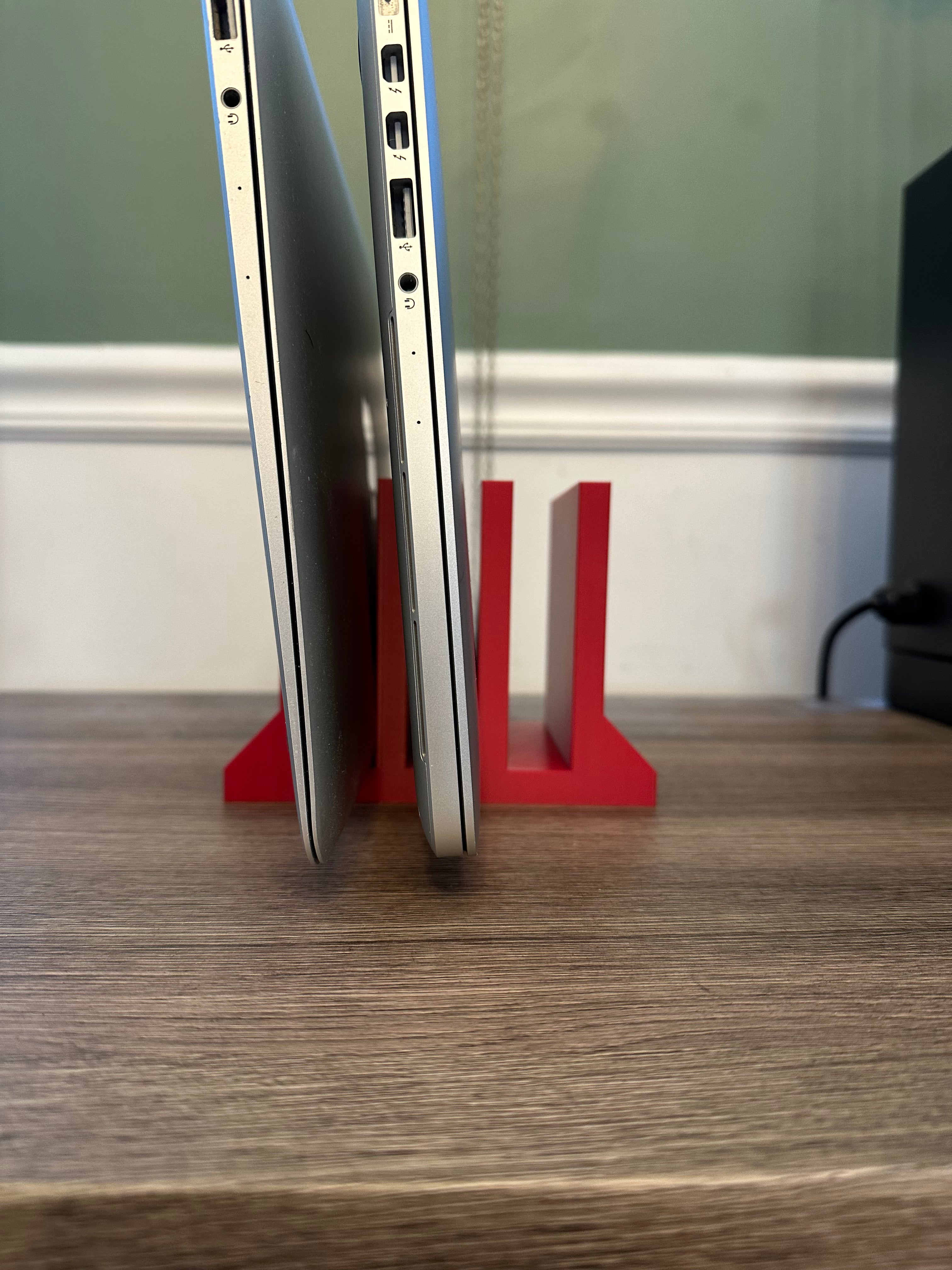Laptop / tablet desk storage & organizer – DettorreCustoms