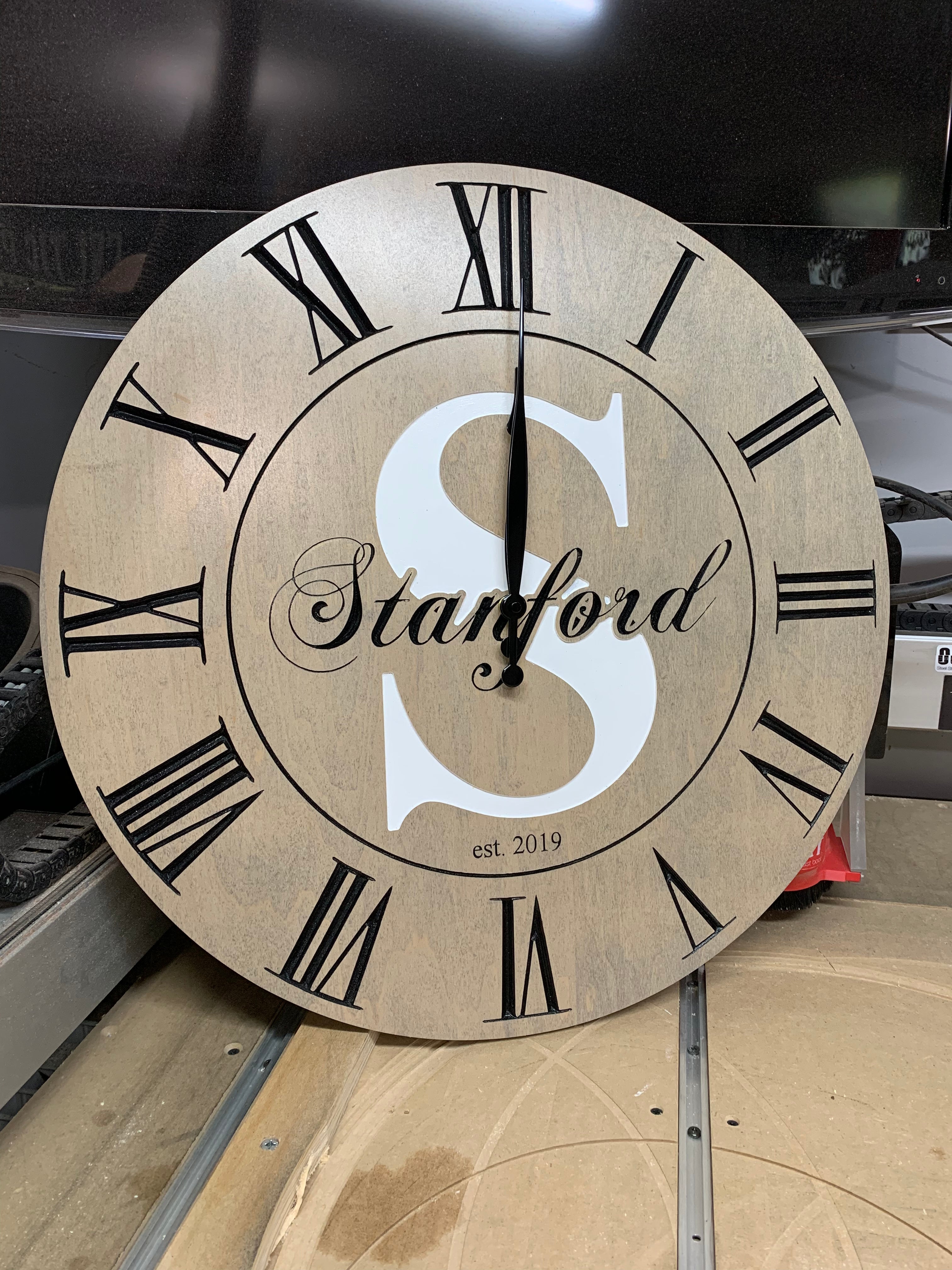 Family Letter clock – DettorreCustoms